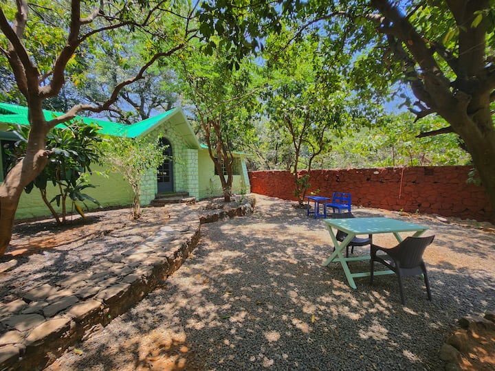 Cozy Corner | Pool | Fast Wifi | Nature - Lonavala