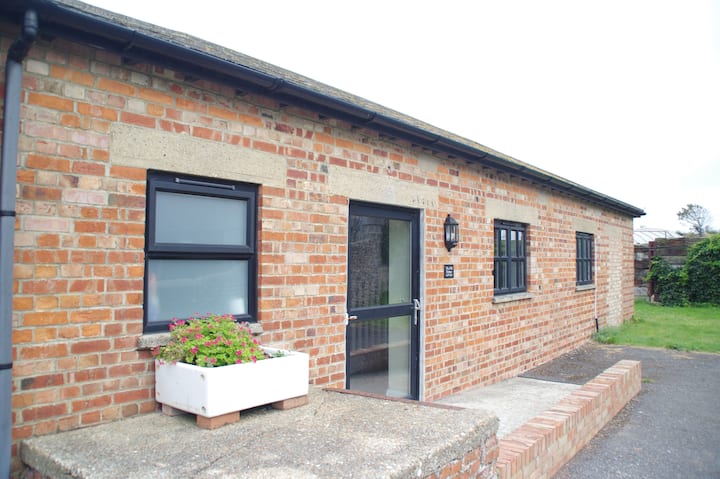 The Old Parlour - Rural Location - Seaford