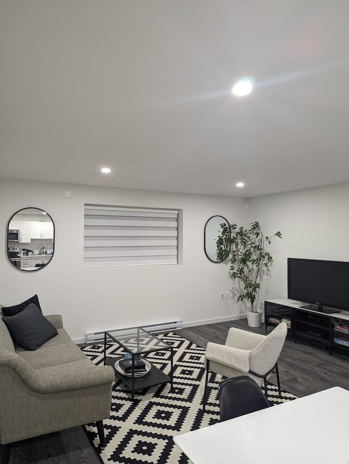 Modern 2bed Guest Suite Near Langley Events Centre - Langley