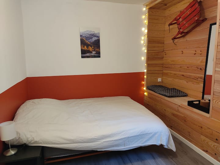 Petit Studio Entre Lac Et Montagne - Lake Annecy