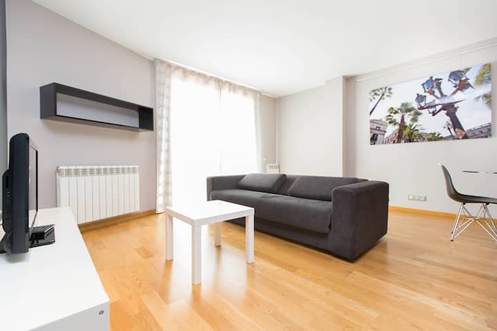 Beau Apartament One Chambre Au Centre Avec Parking - Barcelona