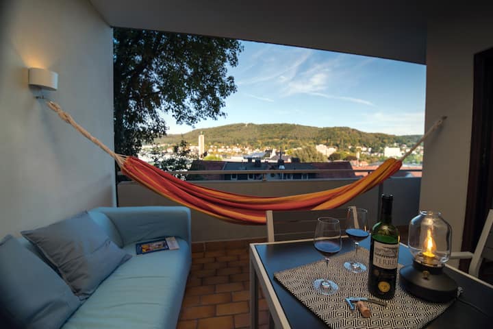 Stilvolle Fewo - Mit Balkon Und Whirlpoolwanne - Marburg