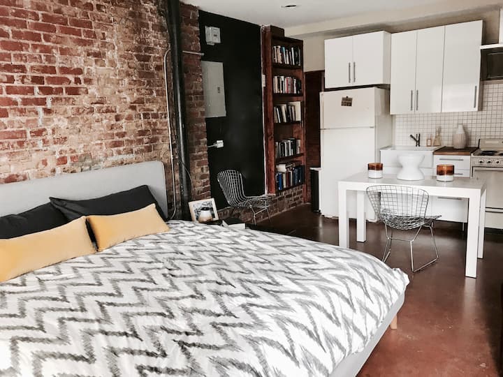 Downtown Atlanta Vacation Rentals & Homes - Atlanta, GA | Airbnb