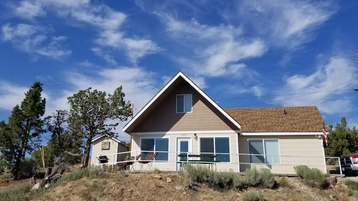 Lake Front Home On The Prineville Reservoir - Prineville Reservoir State Park, Prineville