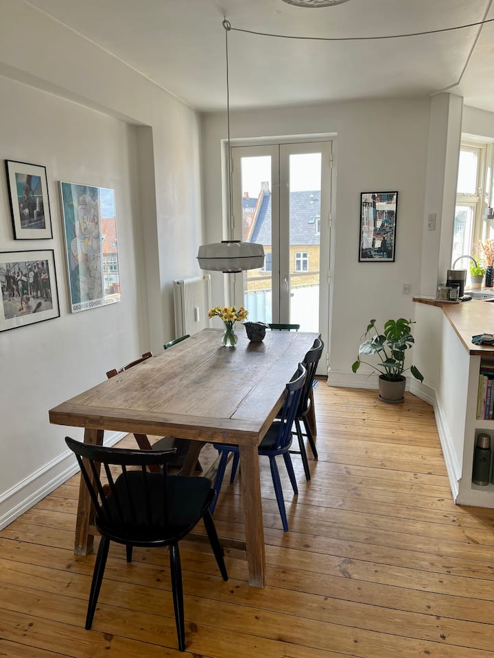 10 Min. From Copenhagen City Center! Spacious Flat - Copenhagen