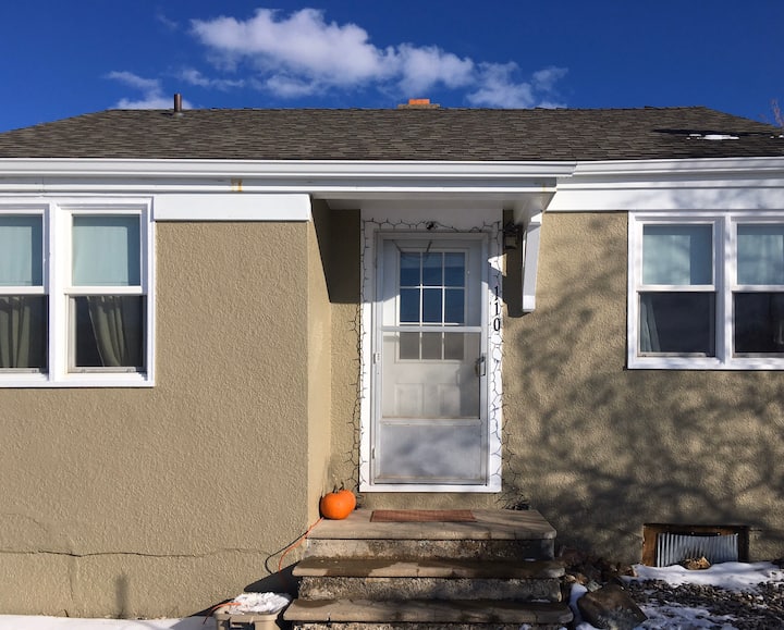 Cottonwood Cottage - White Sulphur Springs, MT