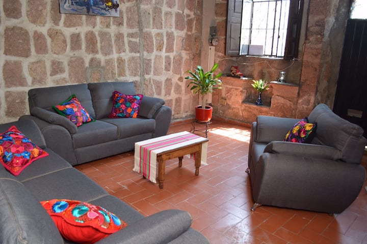 Confortable Casa Colonial En El Centro De Morelia - Morelia