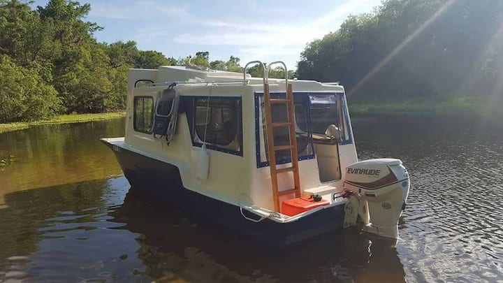 Florida Houseboat Vacation Rentals - United States | Airbnb