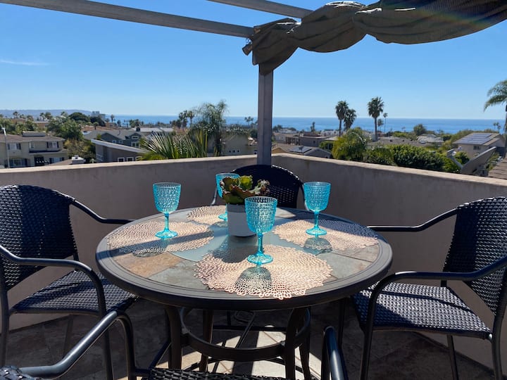 Beach House Bliss With Ocean View, Rooftop Deck - San Diego, CA