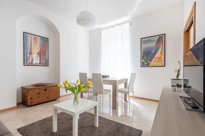 Nuova Location Nel Centro Di Riva Del Garda - Riva del Garda