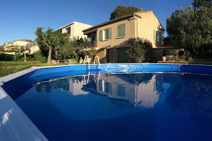 Logement  Pour  1  à  4  Personnes - La Ciotat