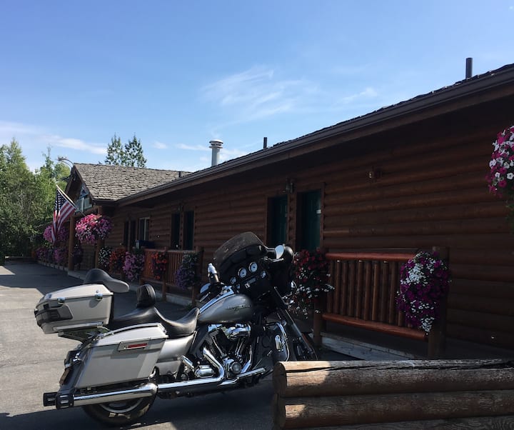 Convenience, Comfort, Hospitality With Your Pet - Wasilla, AK