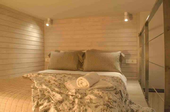 New Chania Renovated Studio With Loft & Balcony 6 - Chania