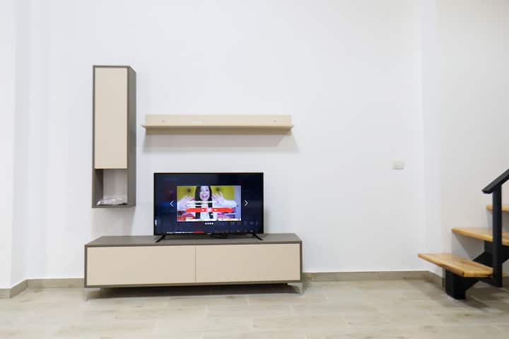 Luxury Loft Perfect For Romantic  Getaway - Vlorë