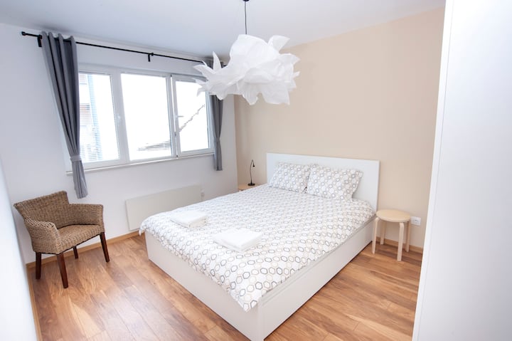 2' Walk To Pedestrian Street. Free Parking Nearby - Plovdiv