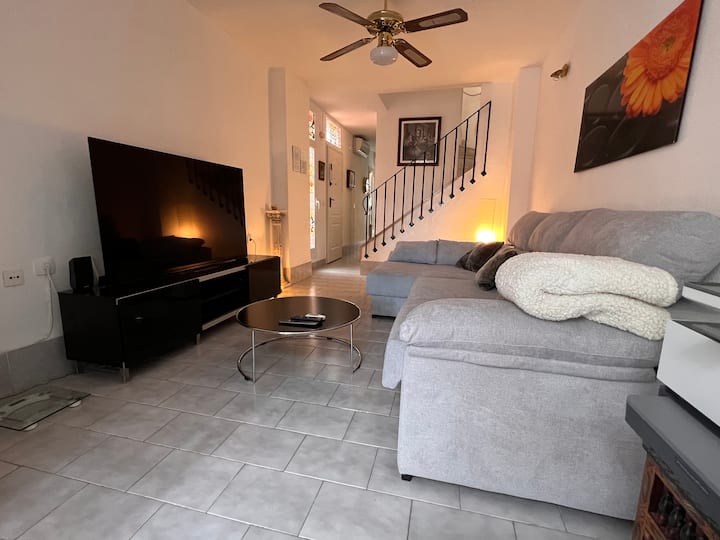 House 200 M To Beach And Centrum - Quesada