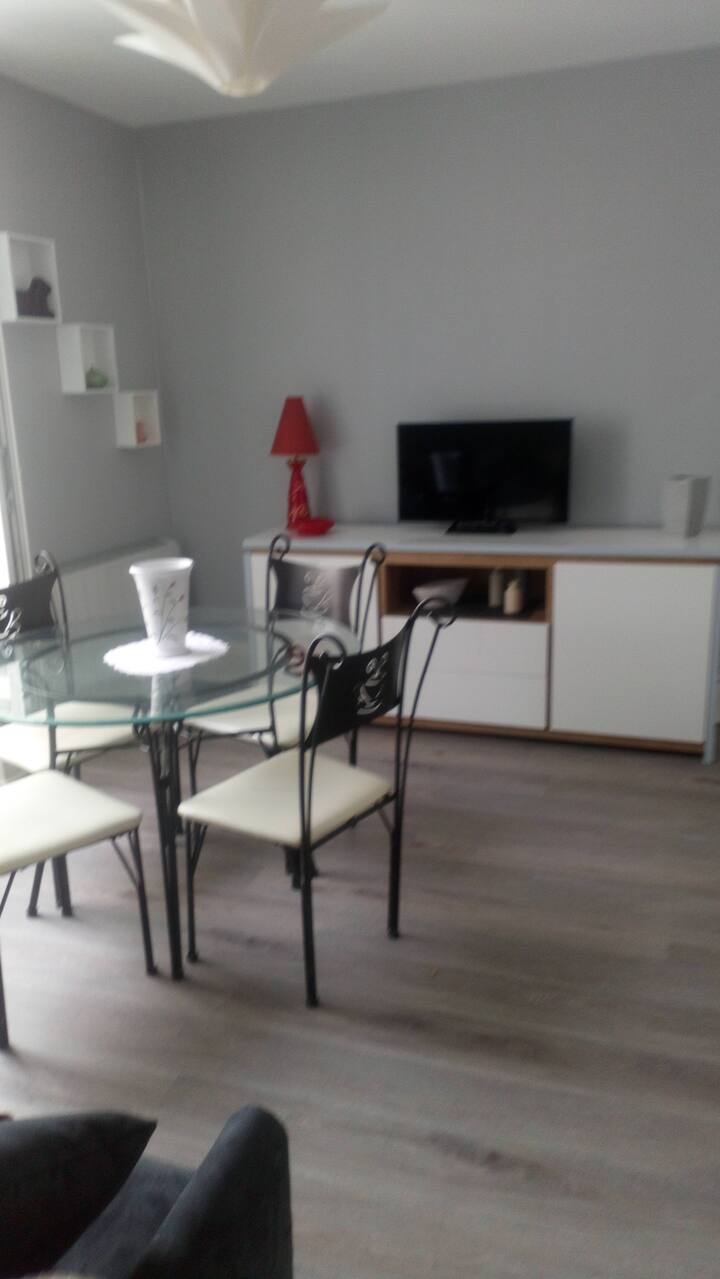 Bel Appartement T2 De 34 M2 Classé 3* à Vittel - Vittel