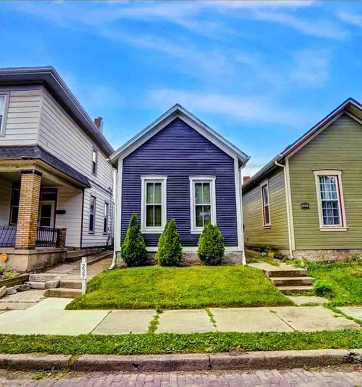 Two-bedroom Bungalow In The Heart Of South Park - Northridge, OH