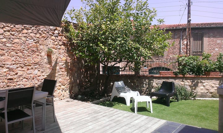 Maison Familiale Avec Jardin Et Terrasse ! - Perpignan