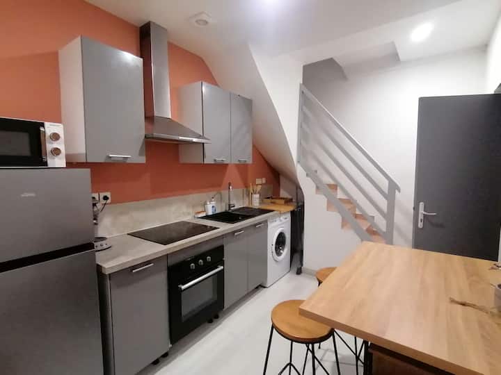 Charmant Duplex Cœur Du Village - Cuers