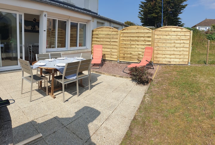 Appartement Avec Jardin Privatif, 500m De La Plage - Barneville-Carteret