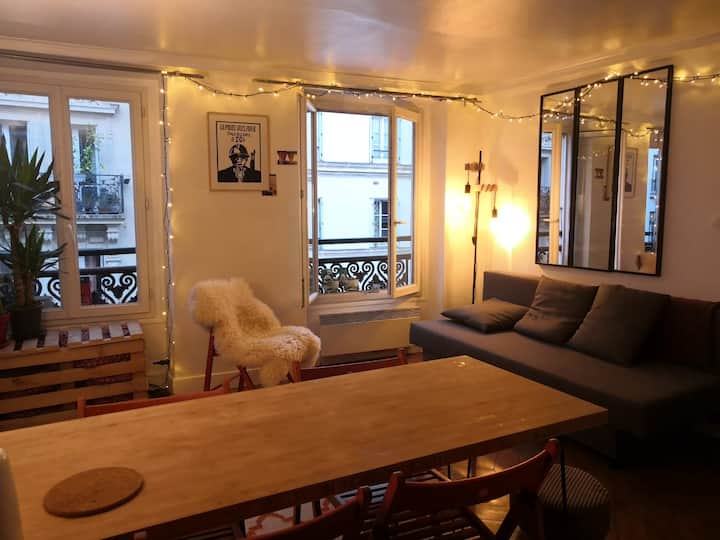 Chambre Privée Dans Appartement Rue Des Martyrs - Place de la République