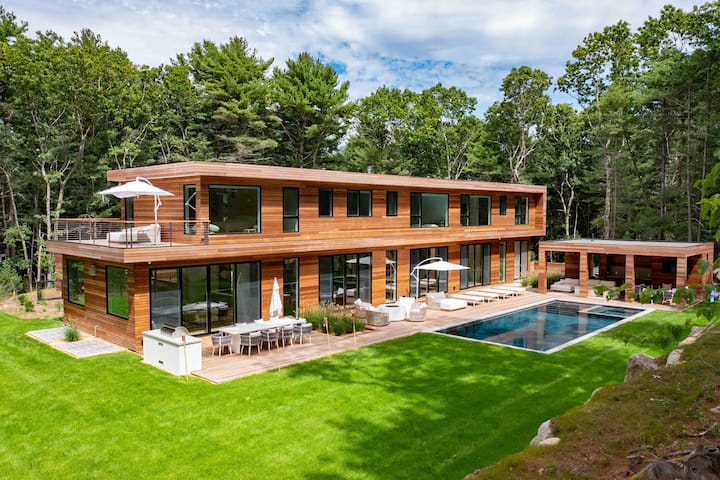 Modern Sanctuary - Sag Harbor, NY