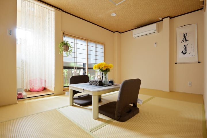 长租优惠！和风两居室，地铁，ＪＲ附近，机场直达，难波4分钟直达。 - Osaka