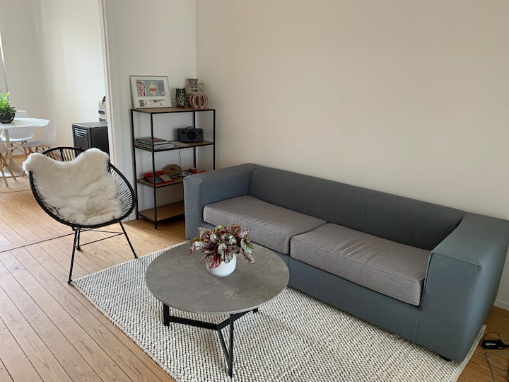 Trendy Bauhaus Apartment - Antwerp