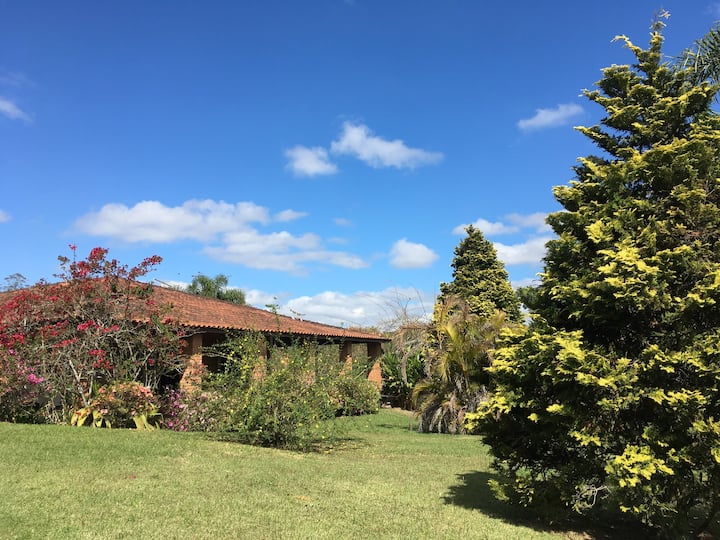 Chácara Ibiúna - Próx. Haras, Rota Vinho E Pesca. - Ibiúna