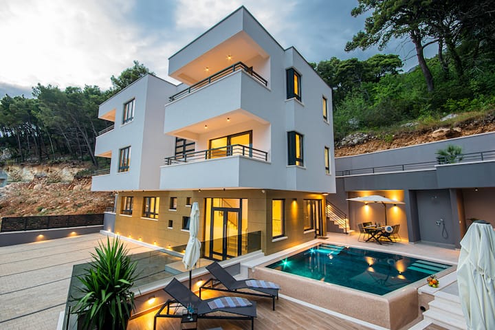 Il Mare Suite In Sunnyside Villa With Pool - Brela