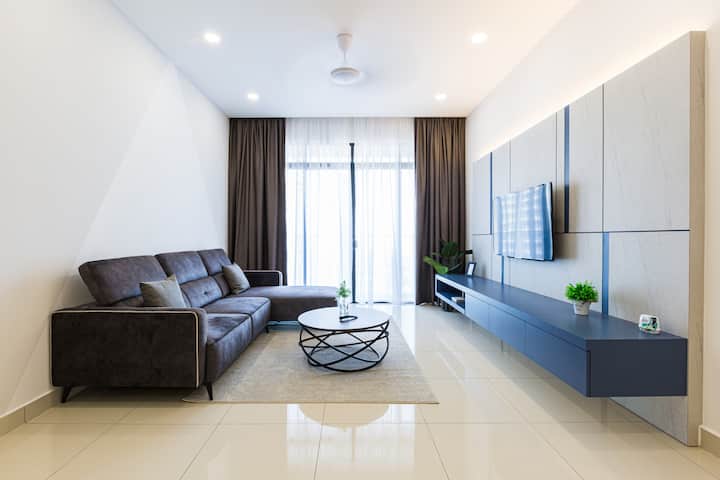 New Condo★bright, Stylish 5★ Near Market & Food - Penang
