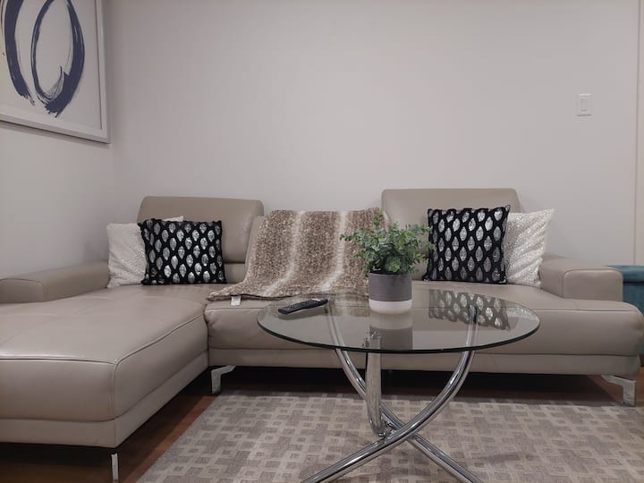 Luxueux Logement Full éQuipé Avec Entrée Privée - Terrebonne