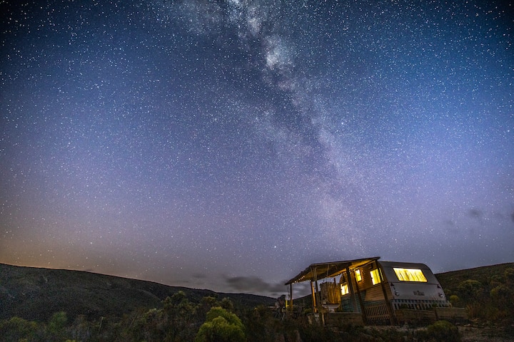 Kwelanga ~ Retro Caravan - Baardskeerdersbos