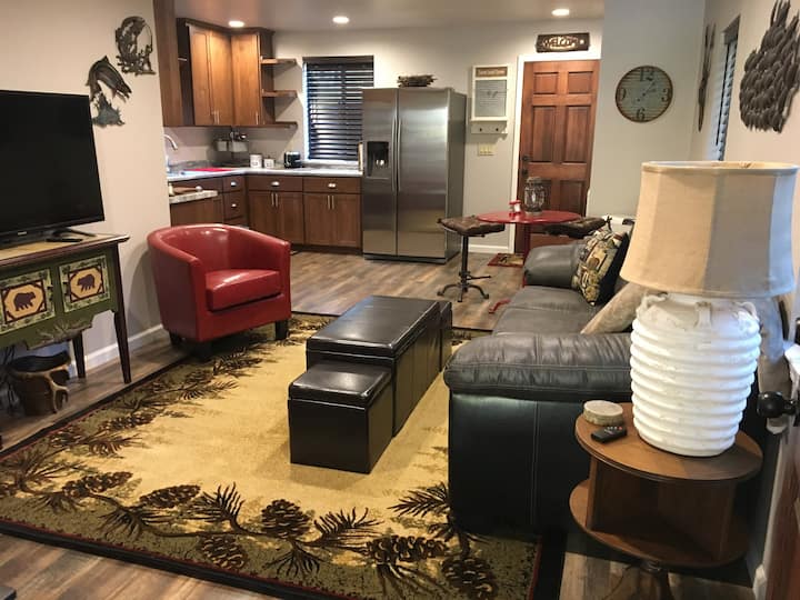 Rustic Escape / Downtown Dunsmuir/entire Home - Dunsmuir, CA