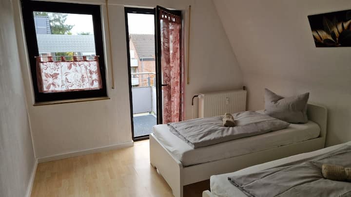 2,5 Zimmerwohnung Mit Balkon - Schwalmtal