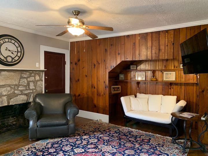 Boho Bungalow With Total Gym, Near Hospital - Lake Thicketty