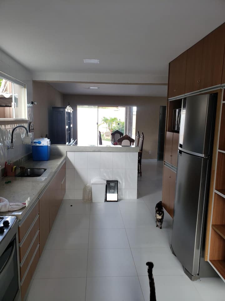 Casa Próxima A Praia Ventilada Com Piscina - Lauro de Freitas