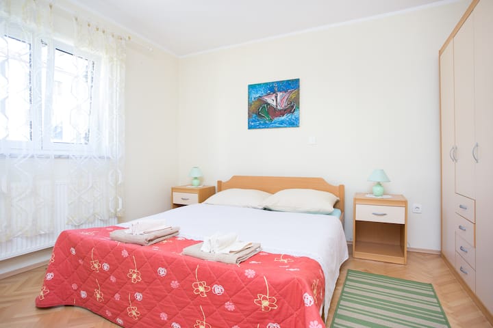 Spacious Apartment With View - Rijeka