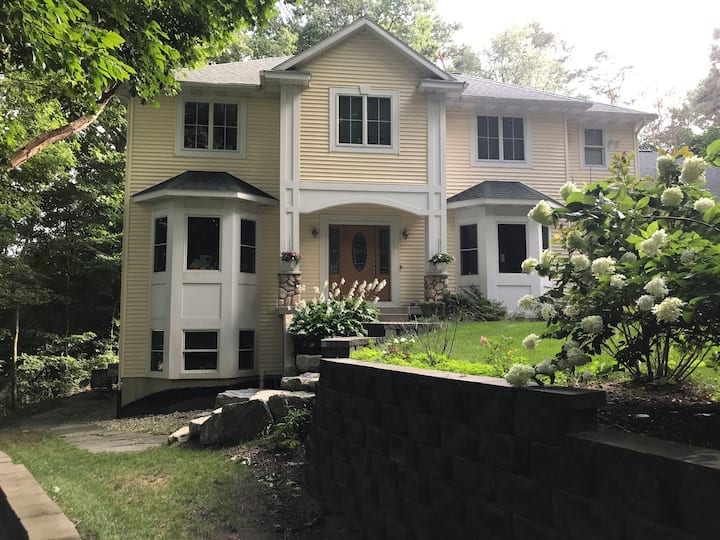 Cougar Court Suite - Míchigan