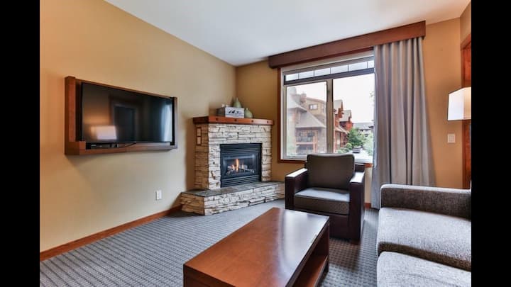 Falcon Crest Lodge 1br 1pullout Kitchen Hot Tub - Alberta