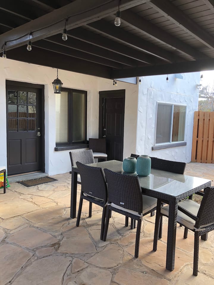 Studio Style Guesthouse W Kitchen Kern/utep Area - El Paso, TX