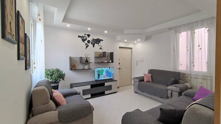 Elegant Historic Area Accommodation - Lecco