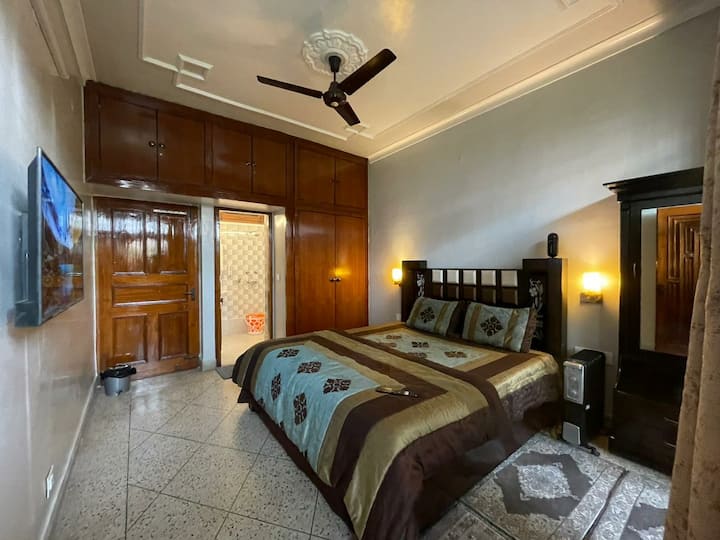 Mulberry - Faridabad