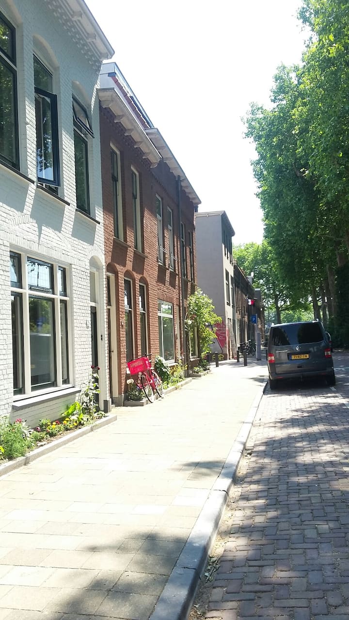 Quiet, Stylish Ground Floor Apartment With Garden - Utrecht