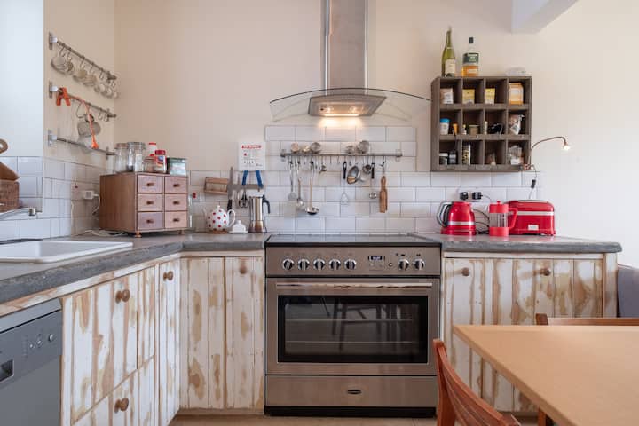 Exquisite Location Galway City - 