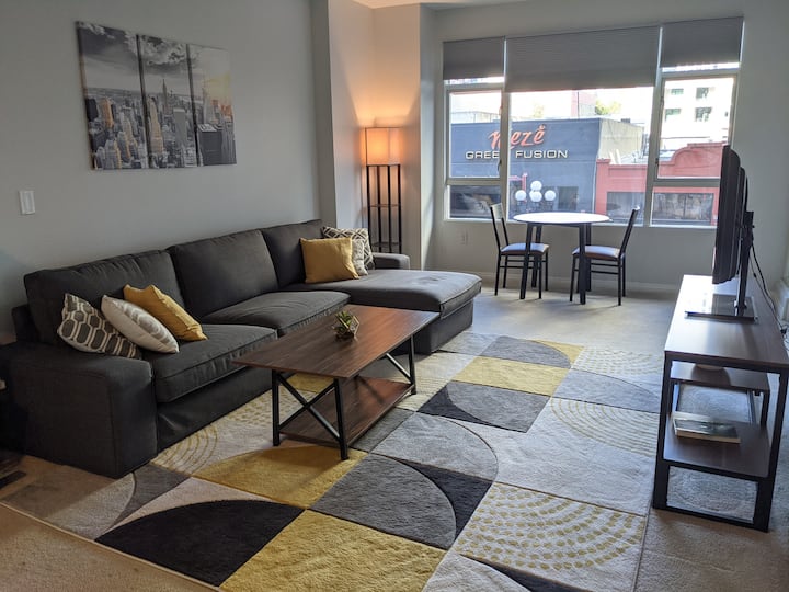 Lovely 1br Apt. In The Gaslamp! - San Diego
