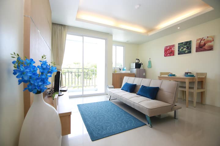 1 Br Cozy & Budget Living In Nopparat Thara Beach - Krabi