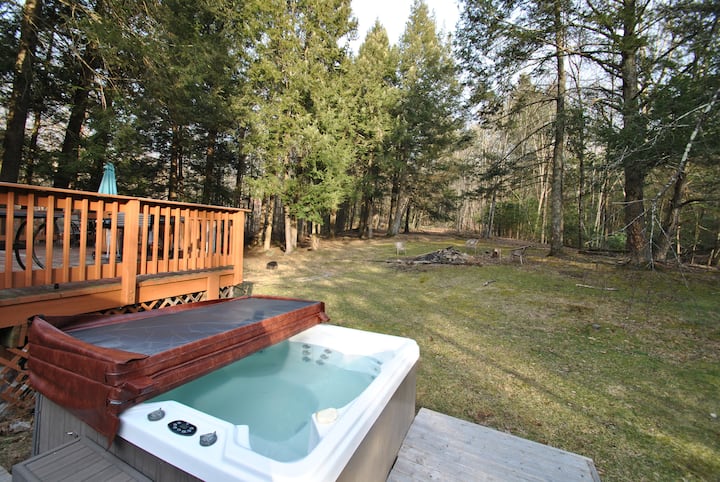 🔥#1😍Grand Leisure Travel⭐Great Lodge😍w/Hot Tub⭐ - Cabins for Rent in ...