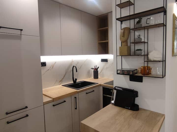 Cozy Subterrane Apartman, Bačvice Beach Split Cent - Split